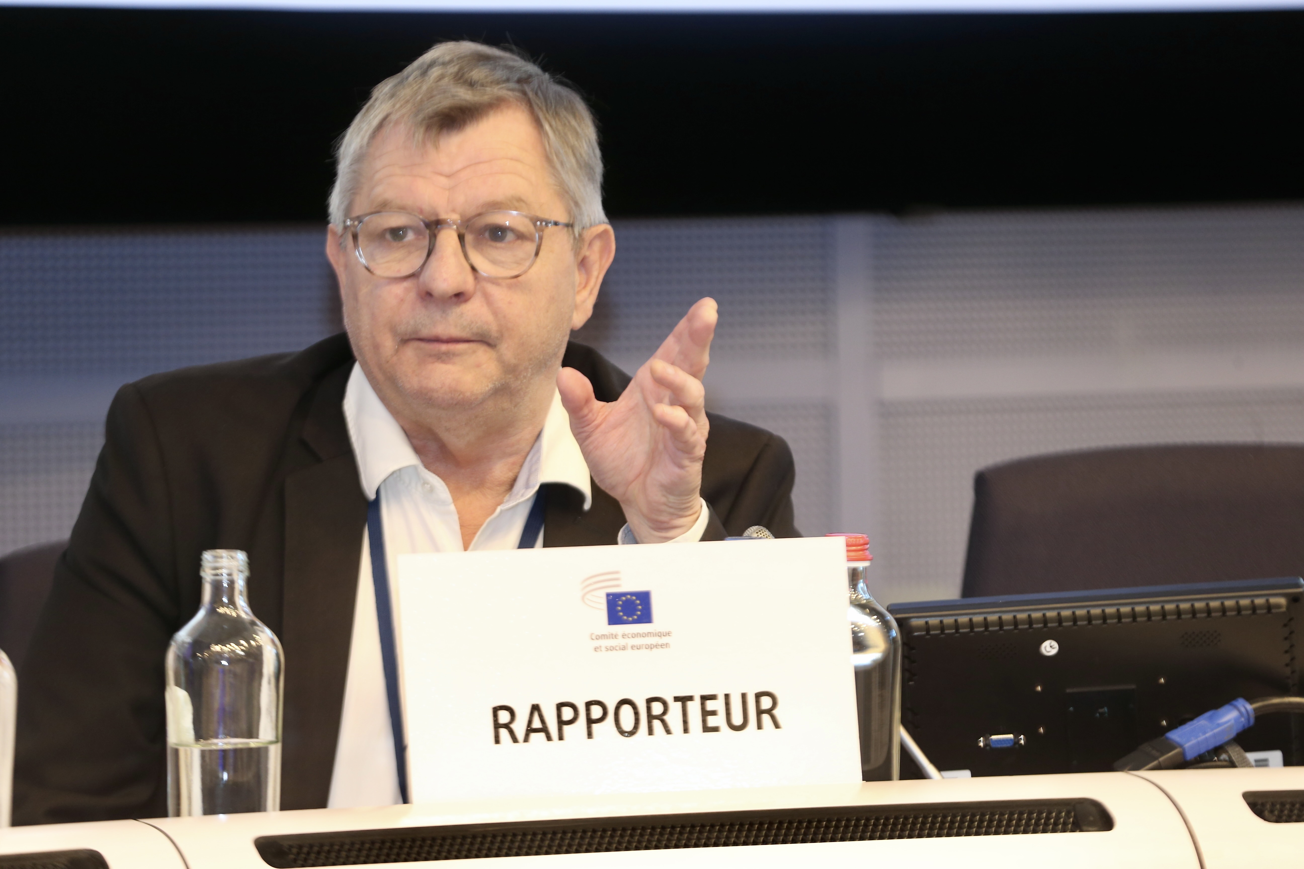 EESC backs criticism of investor-State dispute settlement (ISDS), and ...