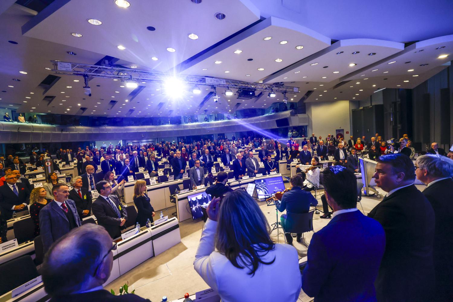 13_12_23_eesc_plennary_session-108.jpg | EESC