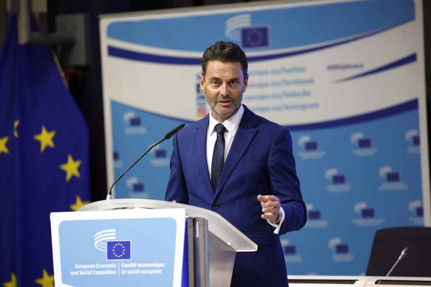 13_12_23_eesc_plennary_session-136.jpg | EESC