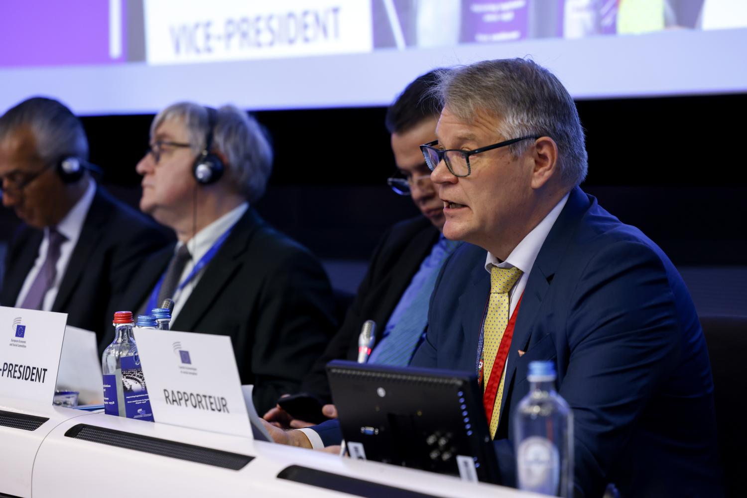 14_12_23_eesc_pleanary_-24.jpg | EESC